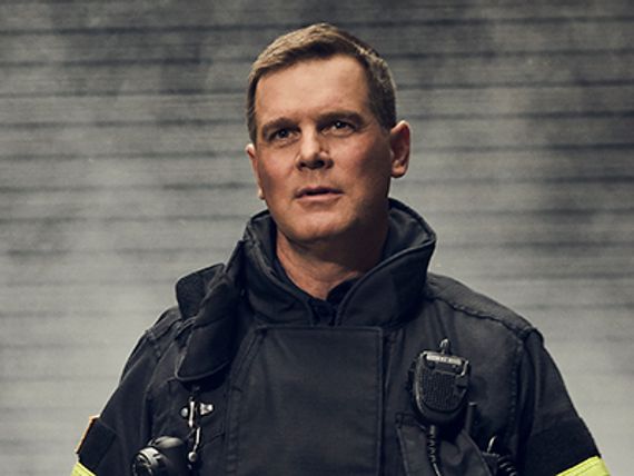 9-1-1 Cast - globaltv