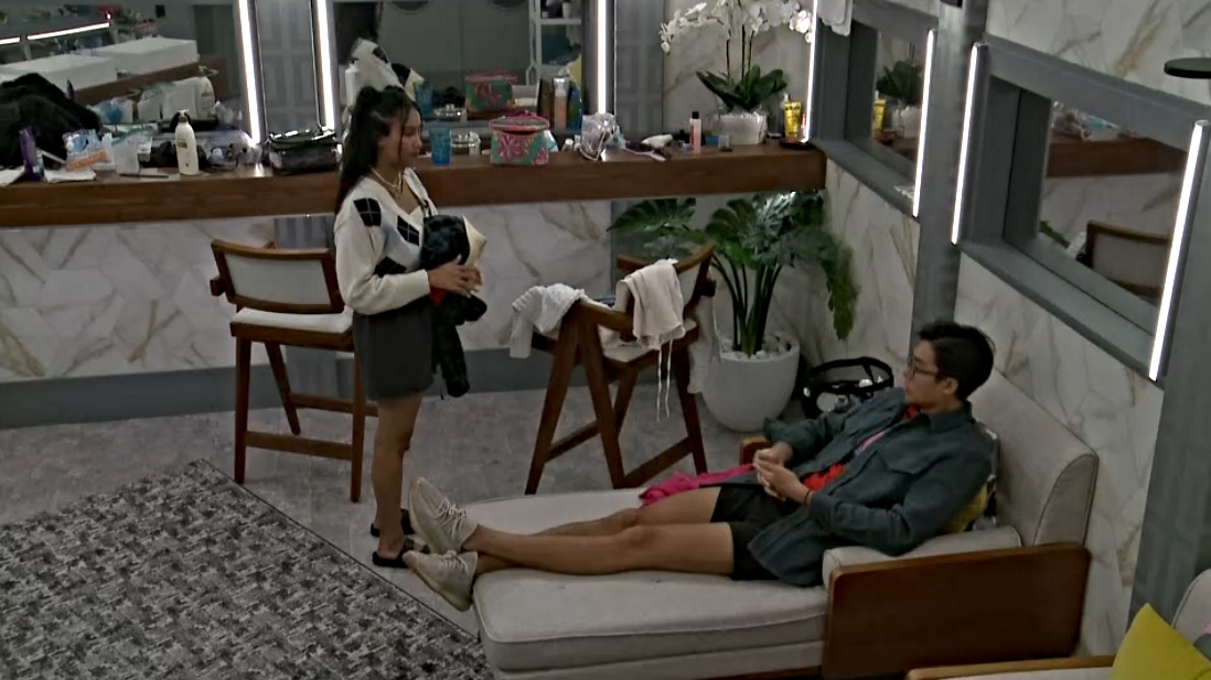 Big Brother Spoilers: All Is Not Aces For One Team - globaltv